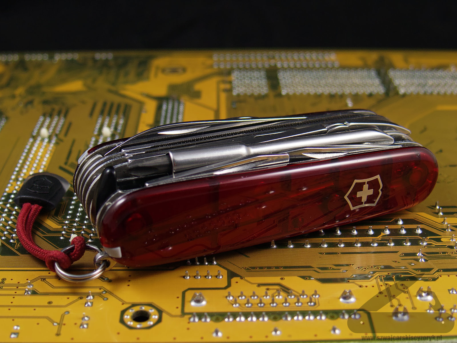 Victorinox CyberTool L (41) – o czym marzą faceci… | szwajcarskiscyzoryk.pl